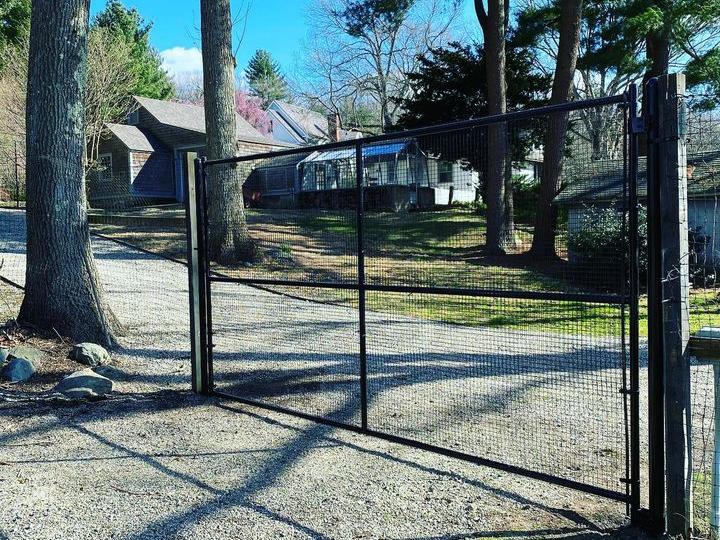 Dover's Deer Gate Defense - AnyFence